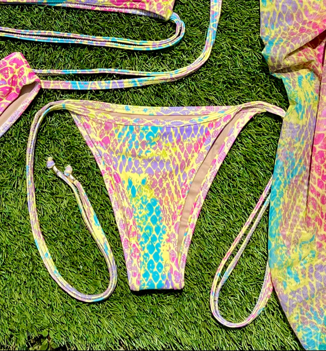 Miami Cut Bottoms - Citron Snake - Thong Bottoms – Viosa Collection